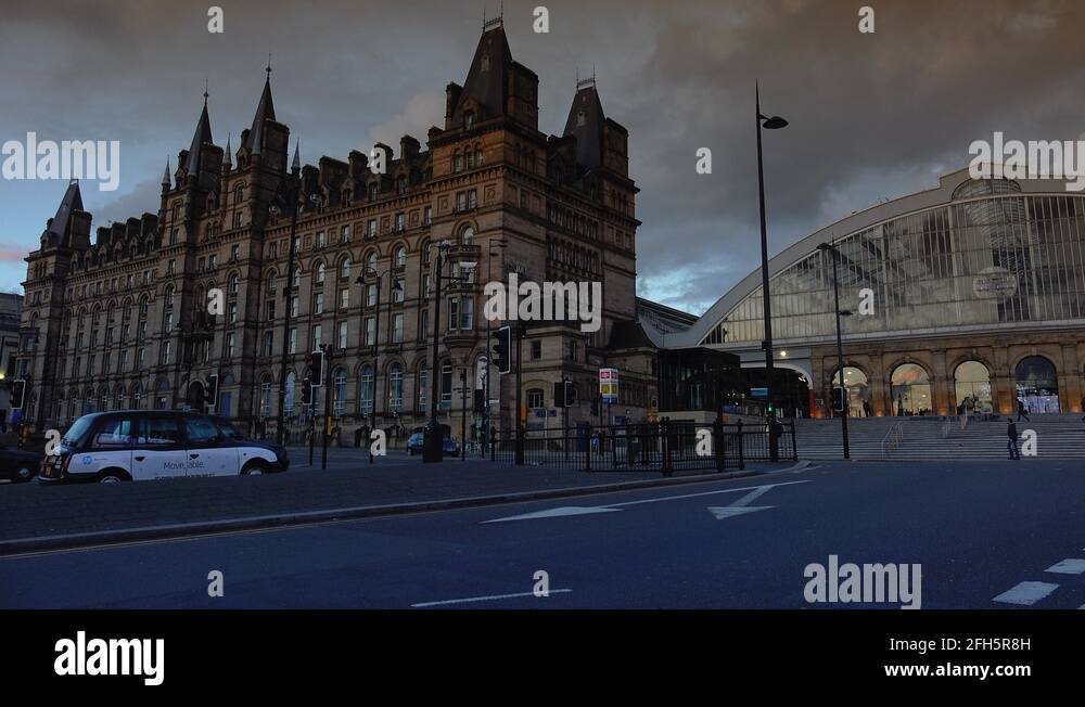 Facade of lime street station Stock Videos & Footage - HD and 4K Video ...