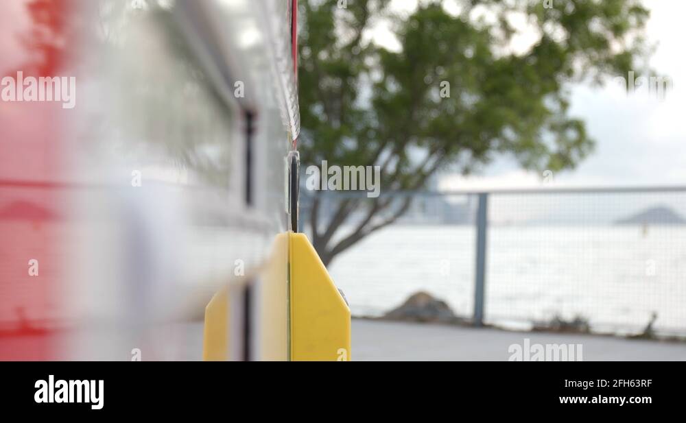 People using vending machine Stock Videos & Footage - HD and 4K Video ...