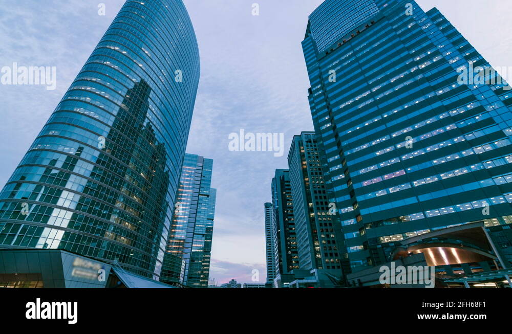 Timelapse Day to Night Transition of Office Towers in Tokyo -Zoom In ...
