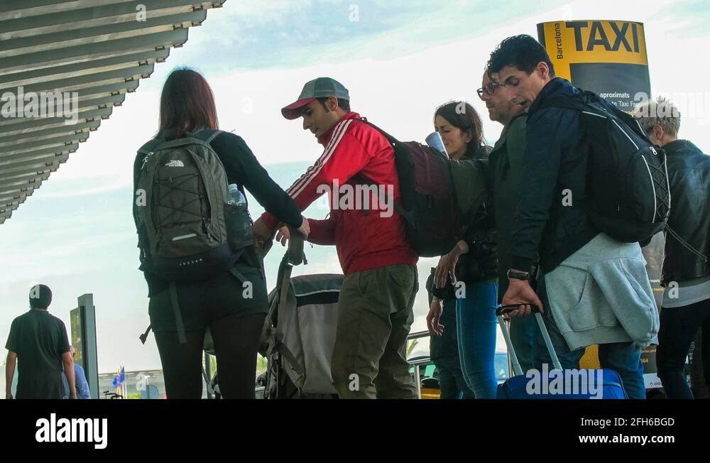 Entrance signal Stock Videos & Footage - HD and 4K Video Clips - Alamy