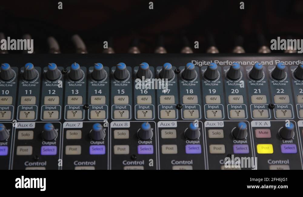 Adjusting knob Stock Videos & Footage - HD and 4K Video Clips - Alamy