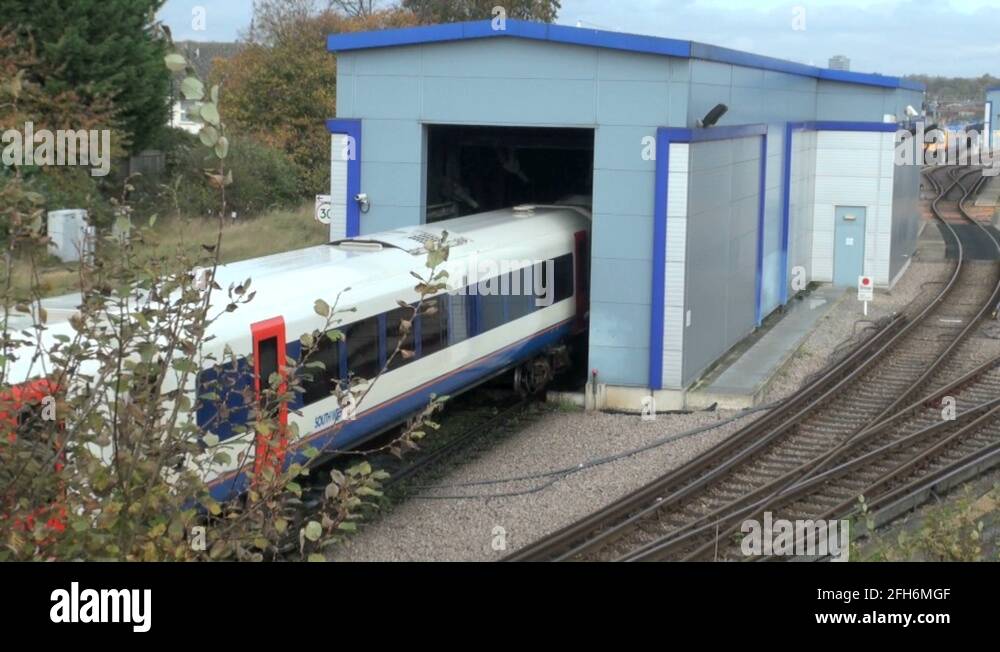 Train wash Stock Videos & Footage - HD and 4K Video Clips - Alamy