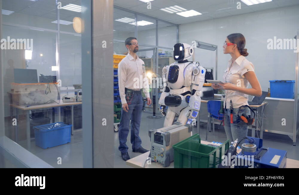 Robots team Stock Videos & Footage - HD and 4K Video Clips - Alamy