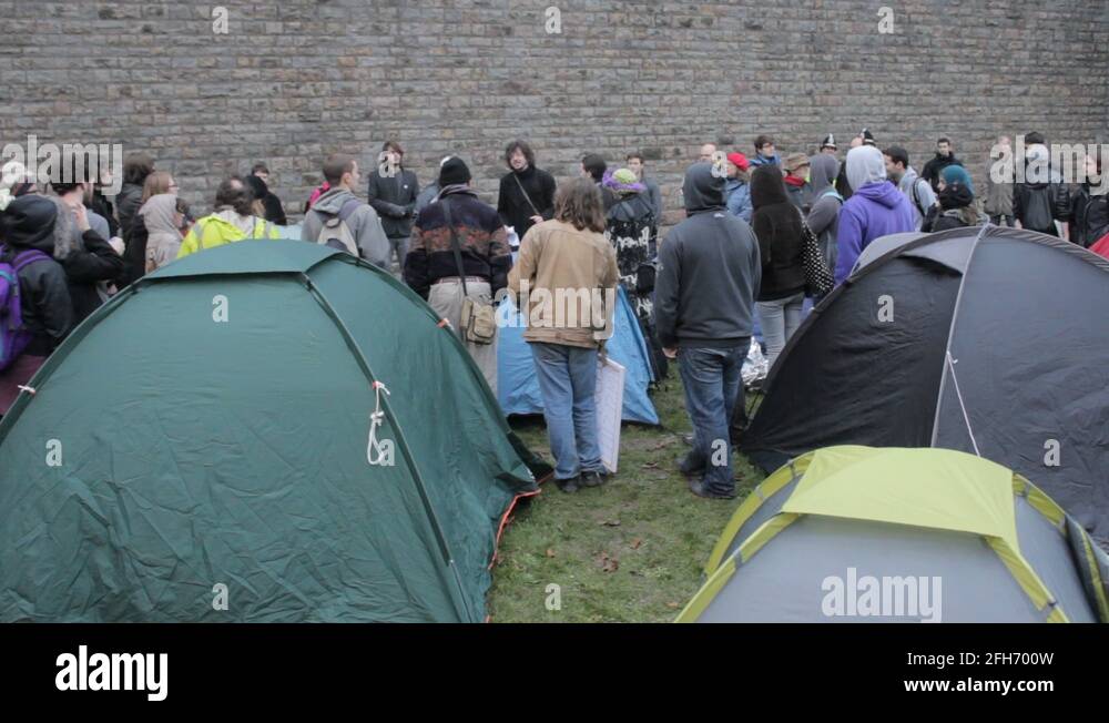 Round tents Stock Videos & Footage - HD and 4K Video Clips - Alamy
