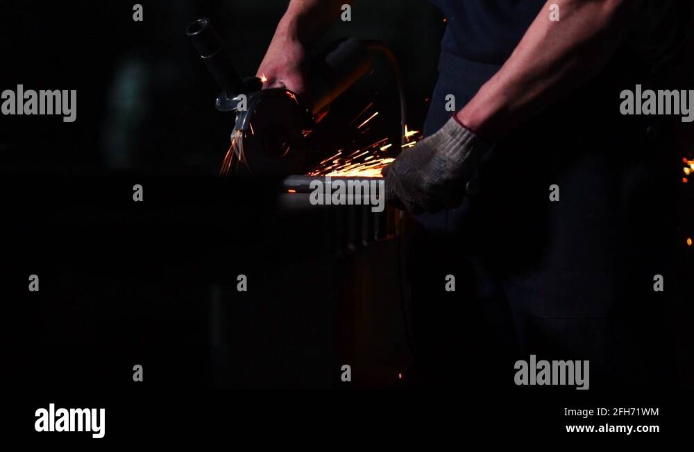 Compound mitre Stock Videos & Footage - HD and 4K Video Clips - Alamy