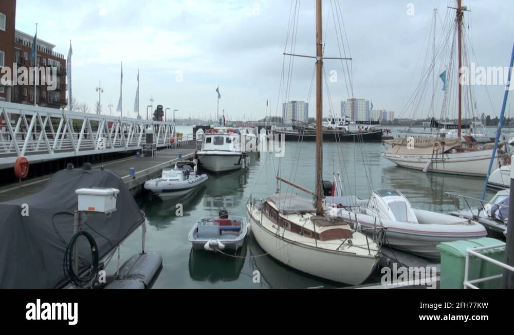 Harbour quays Stock Videos & Footage - HD and 4K Video Clips - Alamy