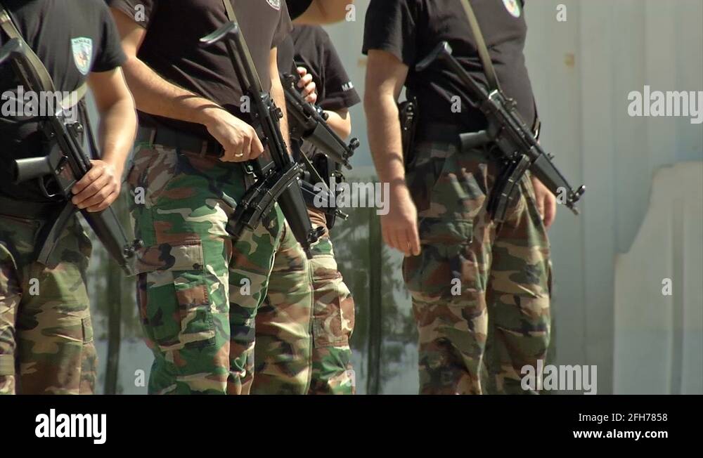 Tactical swat team Stock Videos & Footage - HD and 4K Video Clips - Alamy