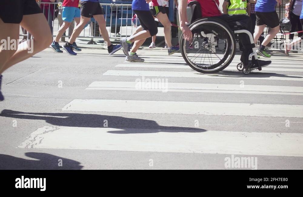 Marathon athlete Stock Videos & Footage - HD and 4K Video Clips - Alamy