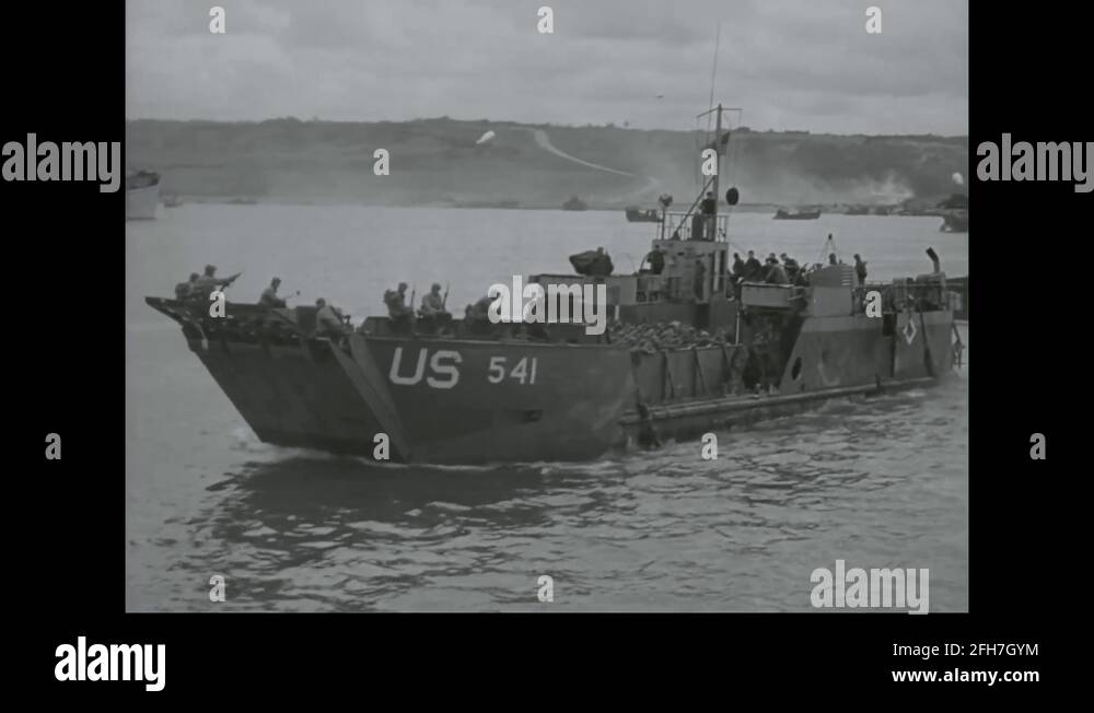WW2 - D-Day - Landing craft full with soldiers on sea Stock Video ...