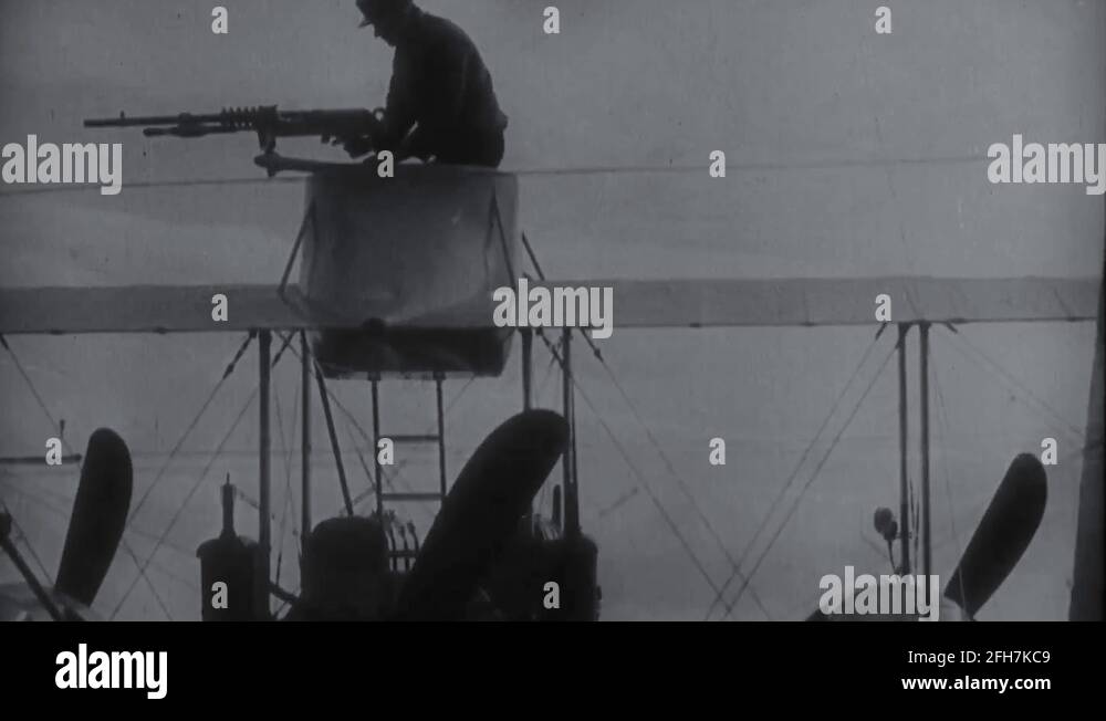 Ww1 plane gun Stock Videos & Footage - HD and 4K Video Clips - Alamy