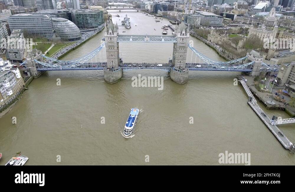 River birds eye view uk Stock Videos & Footage - HD and 4K Video Clips ...