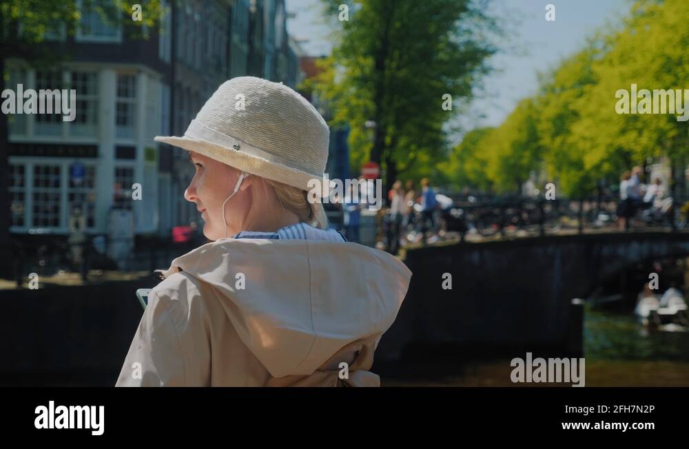 Dynamic life Stock Videos & Footage - HD and 4K Video Clips - Alamy