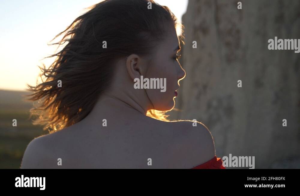 Young woman sun rays Stock Videos & Footage - HD and 4K Video Clips - Alamy