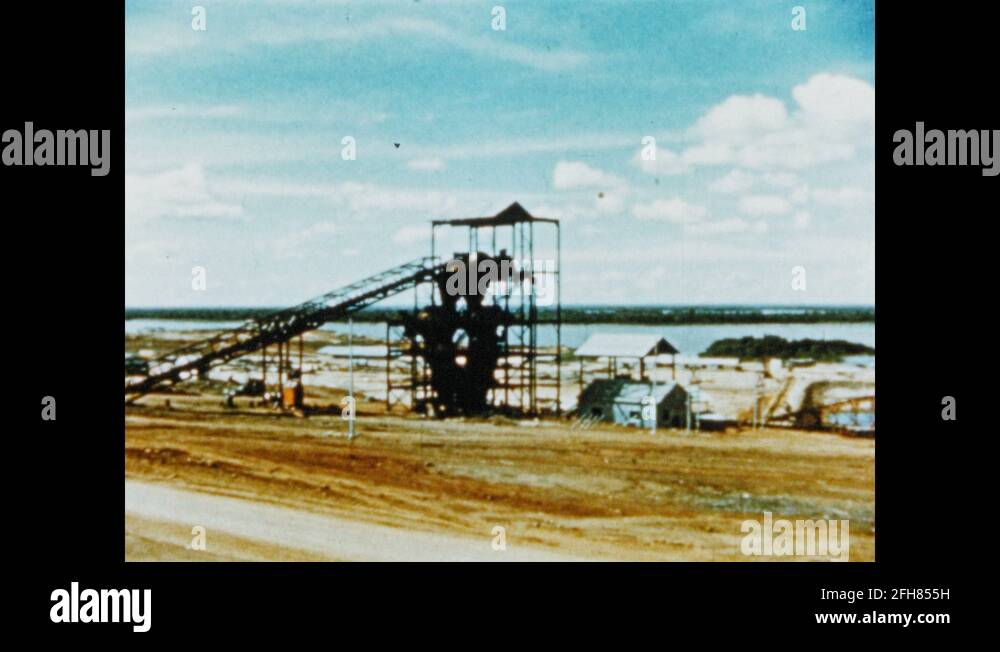 Ore handling Stock Videos & Footage - HD and 4K Video Clips - Alamy