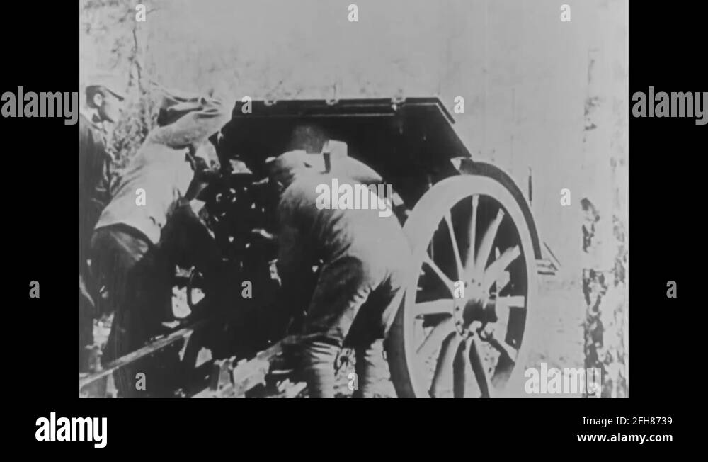 German artillery gun Stock Videos & Footage - HD and 4K Video Clips - Alamy