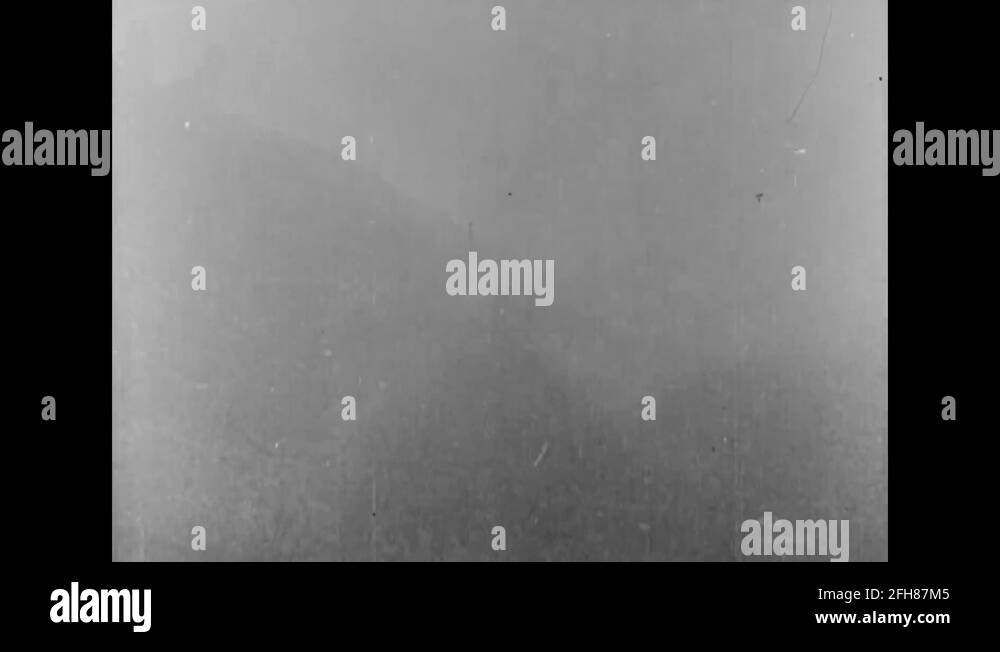 Ww1 artillery shells Stock Videos & Footage - HD and 4K Video Clips - Alamy