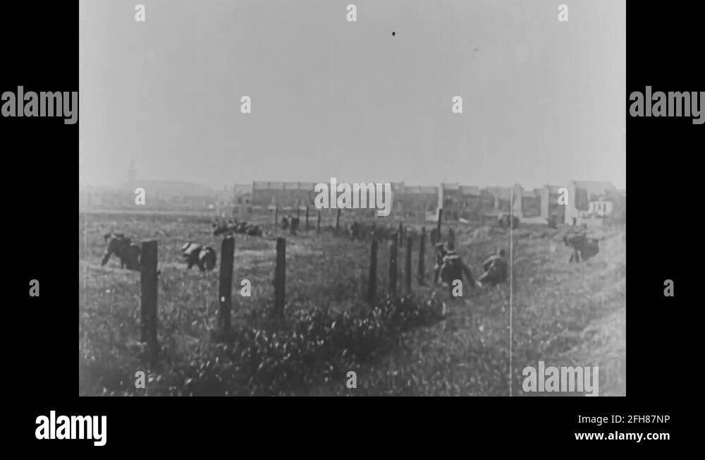 Ww1 trenches Stock Videos & Footage - HD and 4K Video Clips - Alamy