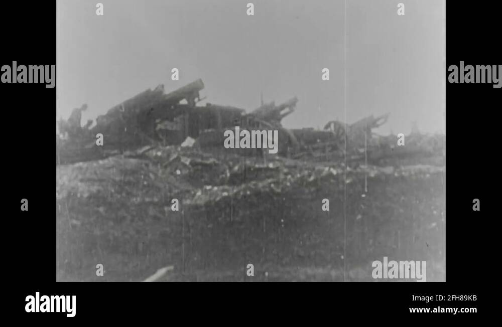 Ww1 artillery gun Stock Videos & Footage - HD and 4K Video Clips - Alamy