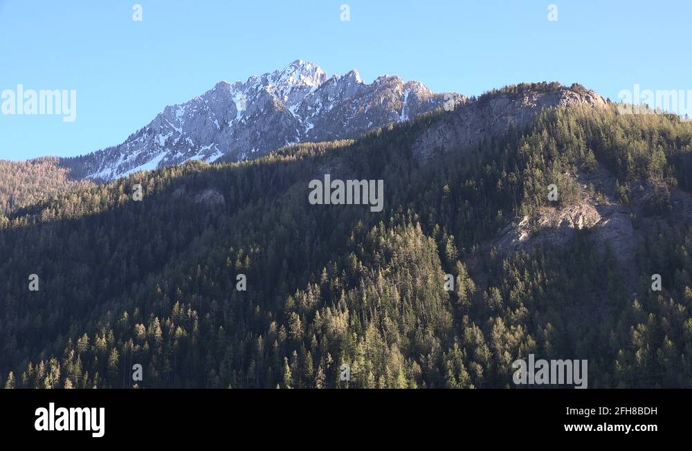 Peak above forest Stock Videos & Footage - HD and 4K Video Clips - Alamy