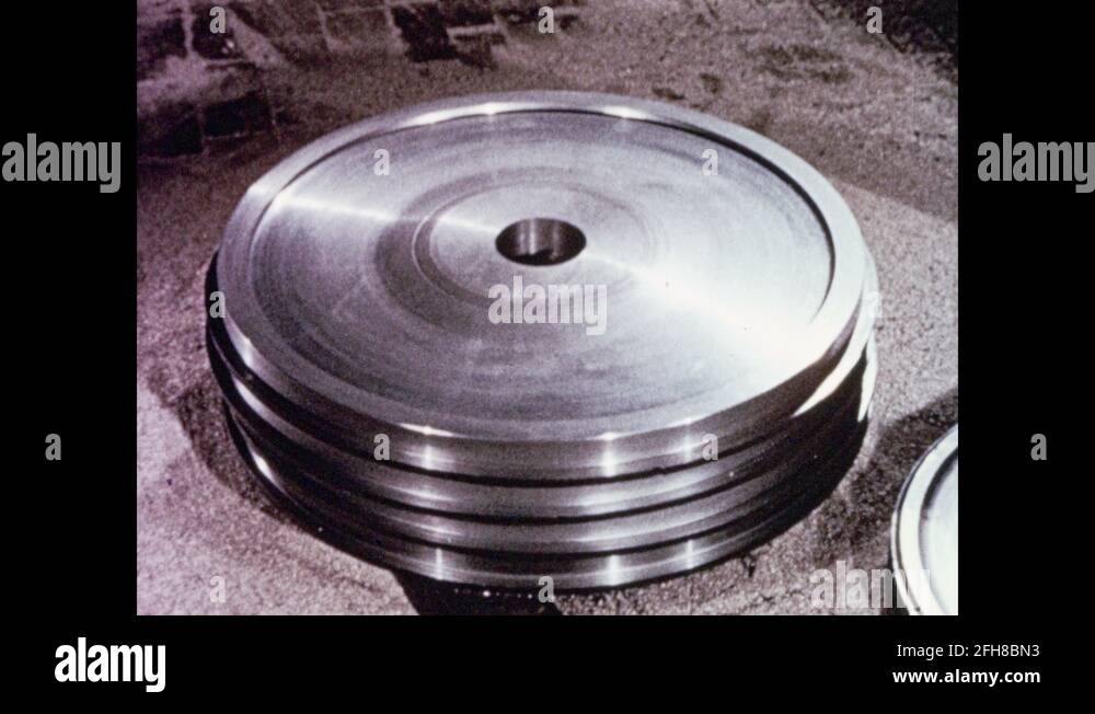 Disc discs Stock Videos & Footage - HD and 4K Video Clips - Alamy