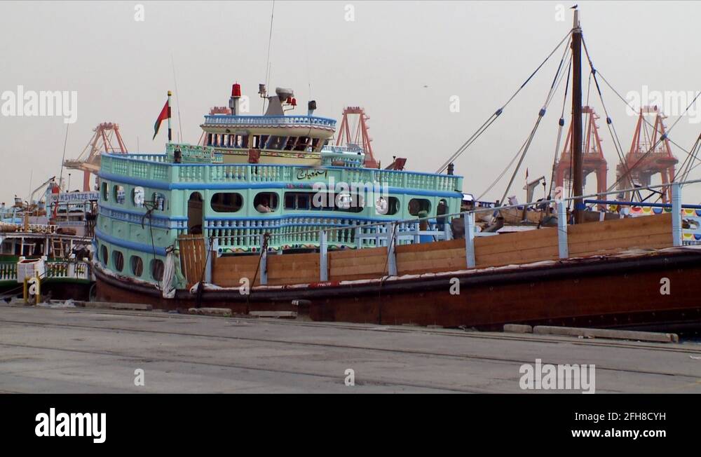 Arabian boat Stock Videos & Footage - HD and 4K Video Clips - Alamy