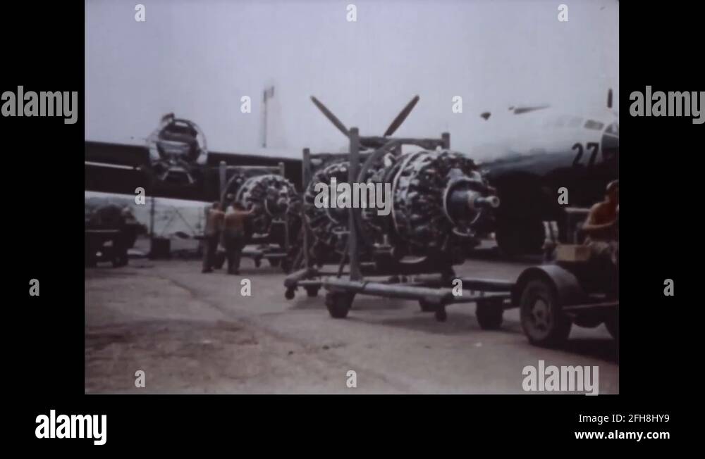 Aircraft engine change Stock Videos & Footage - HD and 4K Video Clips ...