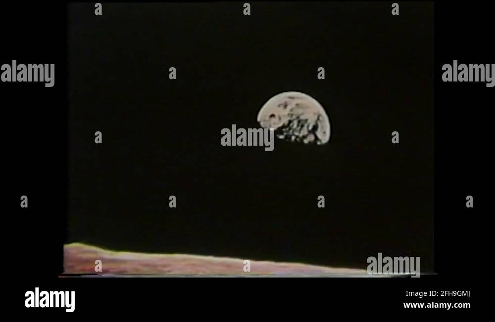 Orbits the earth Stock Videos & Footage - HD and 4K Video Clips - Alamy