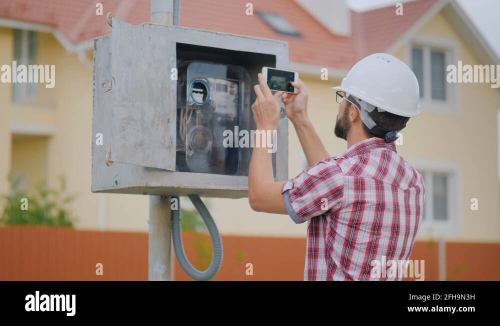 Meter reading device Stock Videos & Footage - HD and 4K Video Clips - Alamy