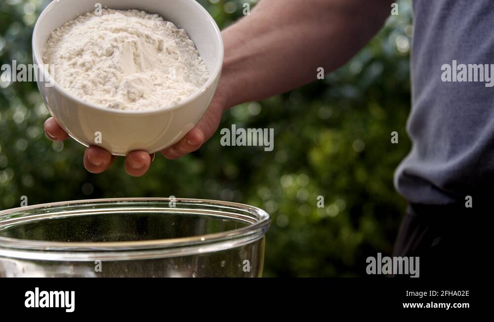 Pouring flour into bowl Stock Videos & Footage - HD and 4K Video Clips ...