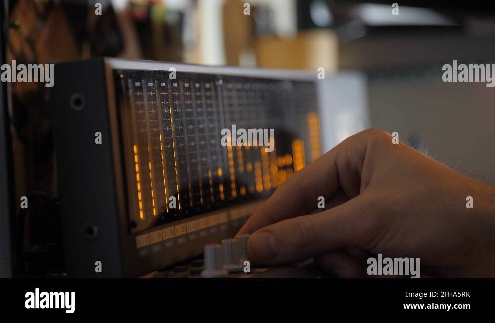 Meter bridge Stock Videos & Footage - HD and 4K Video Clips - Alamy