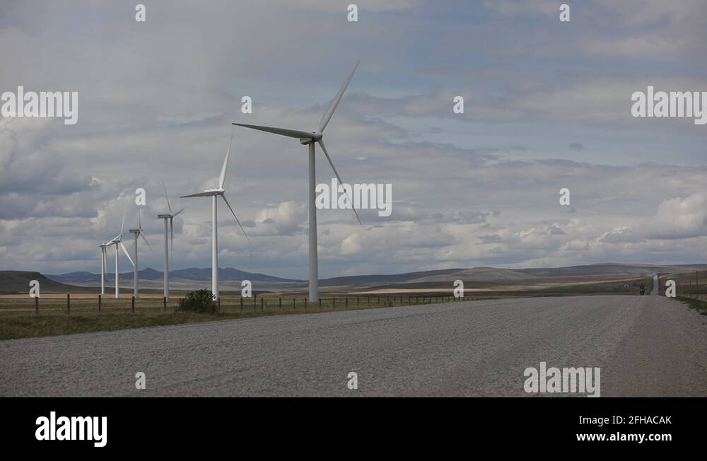 Alberta wind turbines Stock Videos & Footage - HD and 4K Video Clips ...