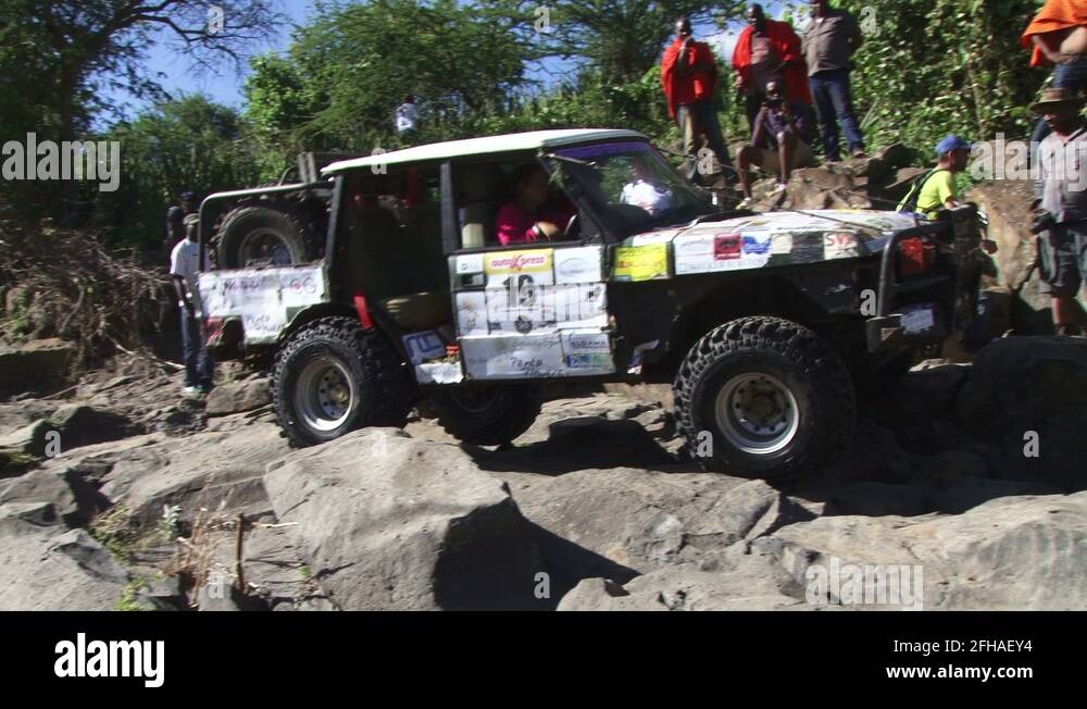 Land rover challenge land rover Stock Videos & Footage - HD and 4K ...