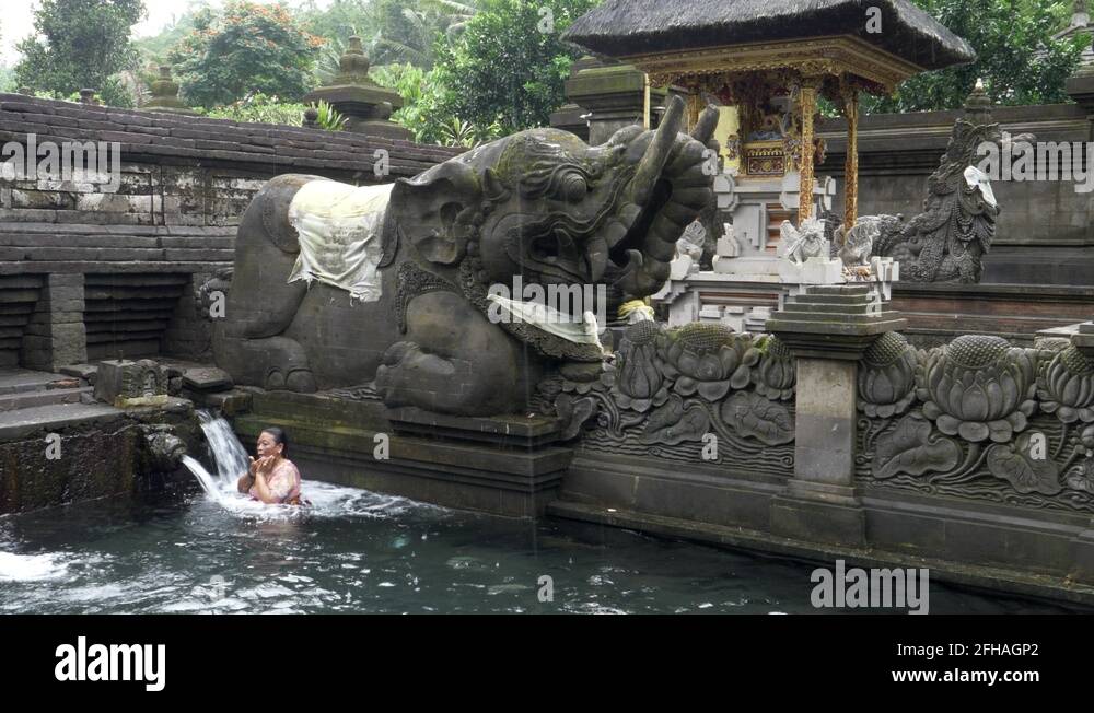 Hindu ritual bathing statue Stock Videos & Footage - HD and 4K Video ...