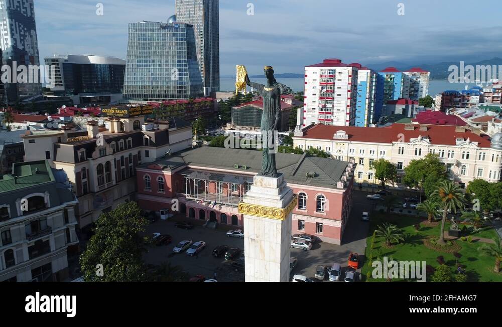 Medea statue Stock Videos & Footage - HD and 4K Video Clips - Alamy