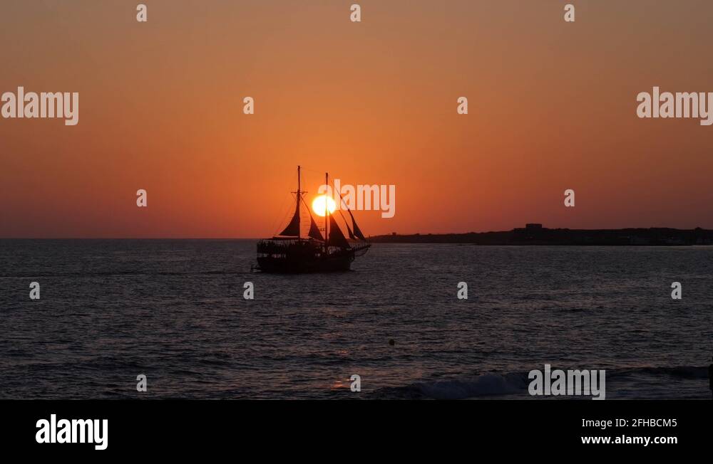 Pirate ship sail up Stock Videos & Footage - HD and 4K Video Clips - Alamy