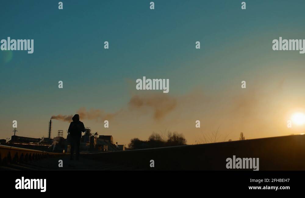 Homeless silhouette Stock Videos & Footage - HD and 4K Video Clips - Alamy