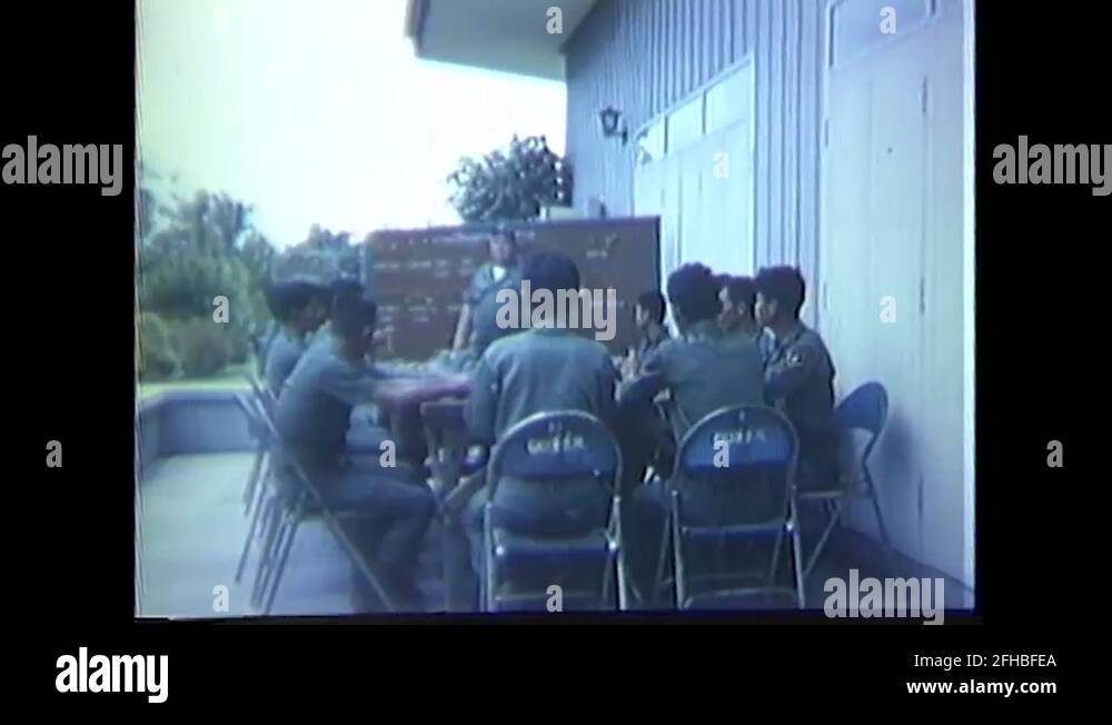 American instructor demonstrates how to tie a butterfly hitch - 1970 ...