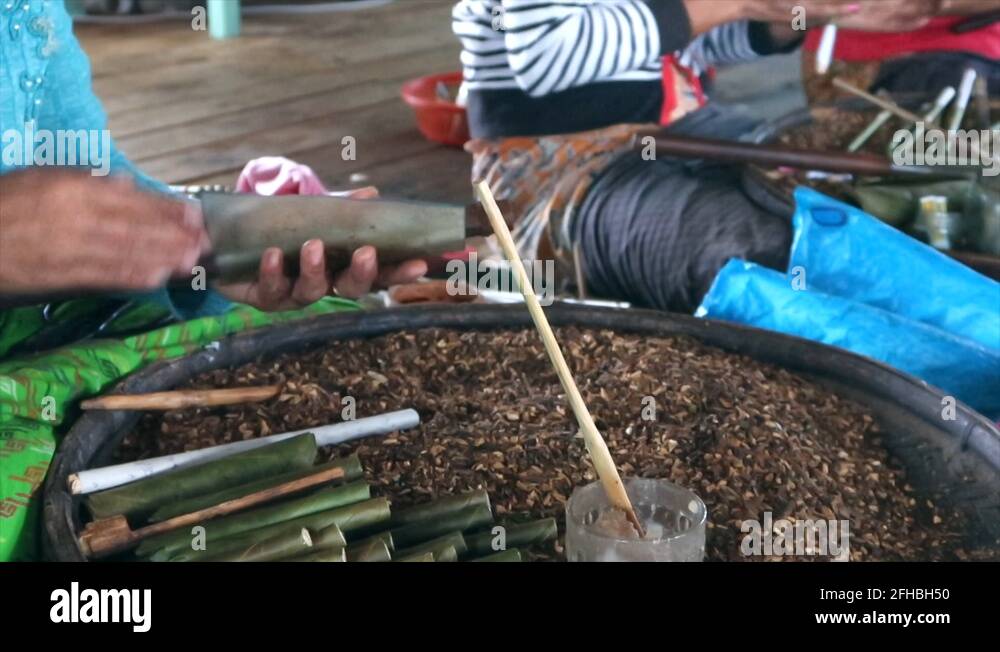 Burmese people Stock Videos & Footage - HD and 4K Video Clips - Alamy