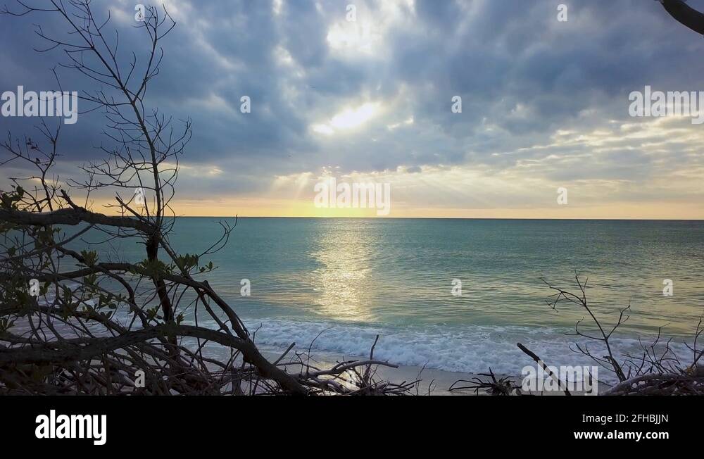 Dramatic beach Stock Videos & Footage - HD and 4K Video Clips - Alamy