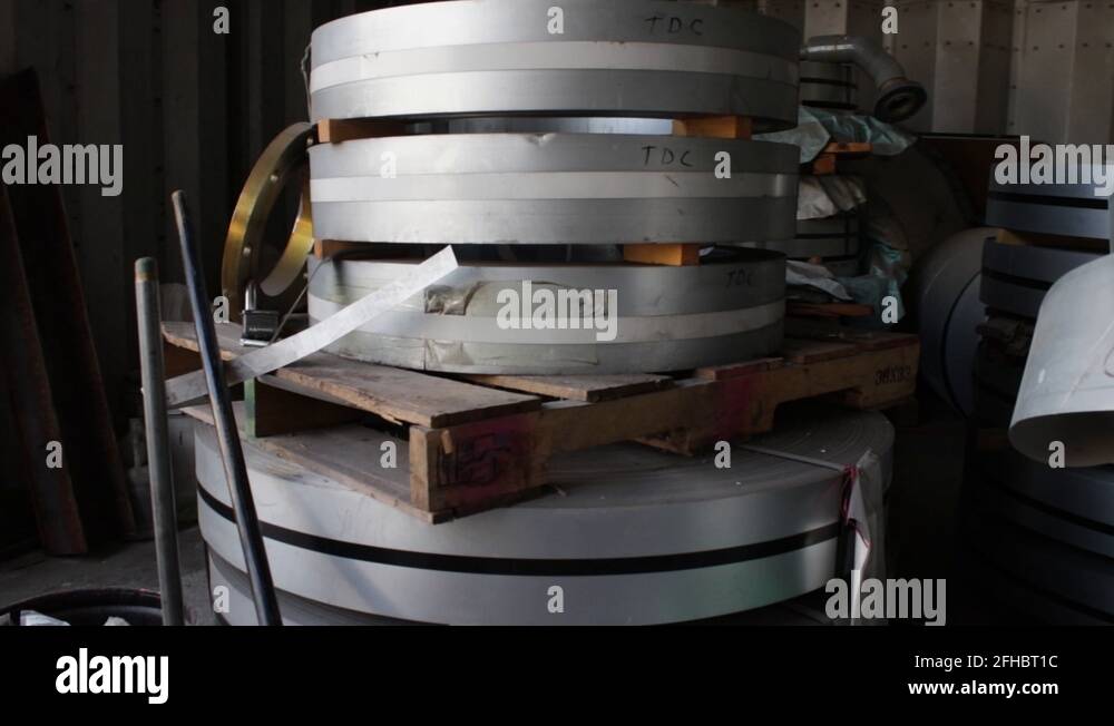 Shipping cylinders Stock Videos & Footage - HD and 4K Video Clips - Alamy