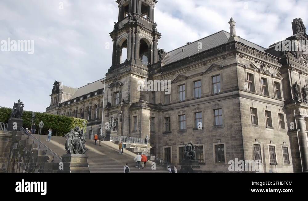 Dresden schlossplatz Stock Videos & Footage - HD and 4K Video Clips - Alamy