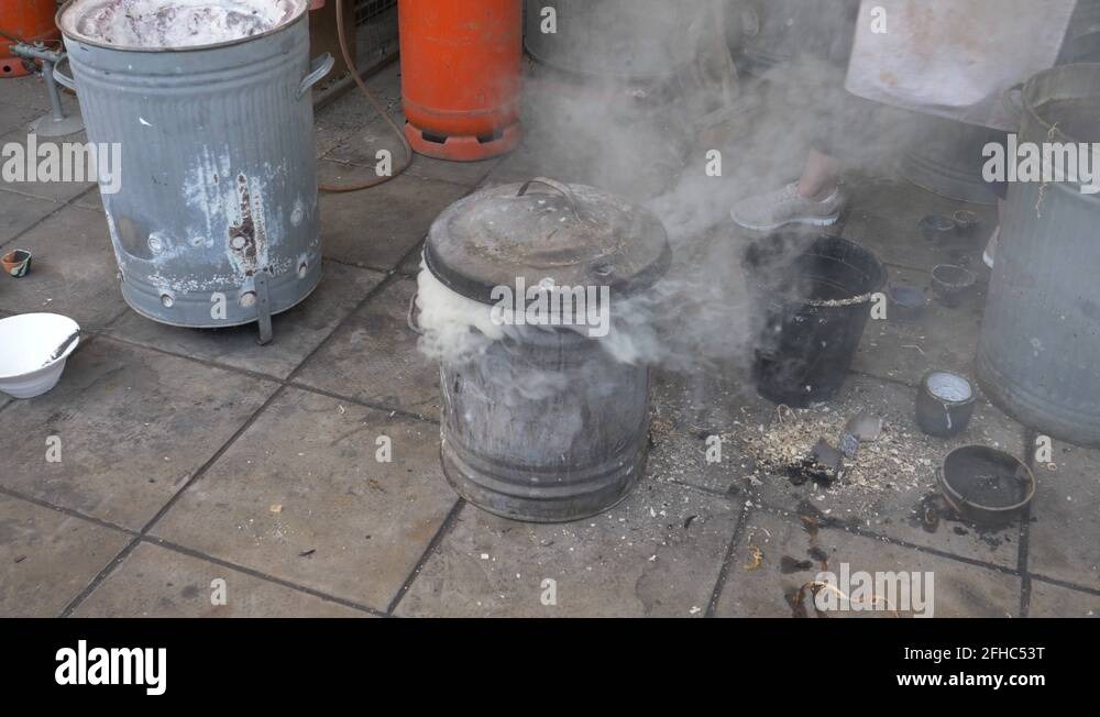Ceramic firing Stock Videos & Footage - HD and 4K Video Clips - Alamy