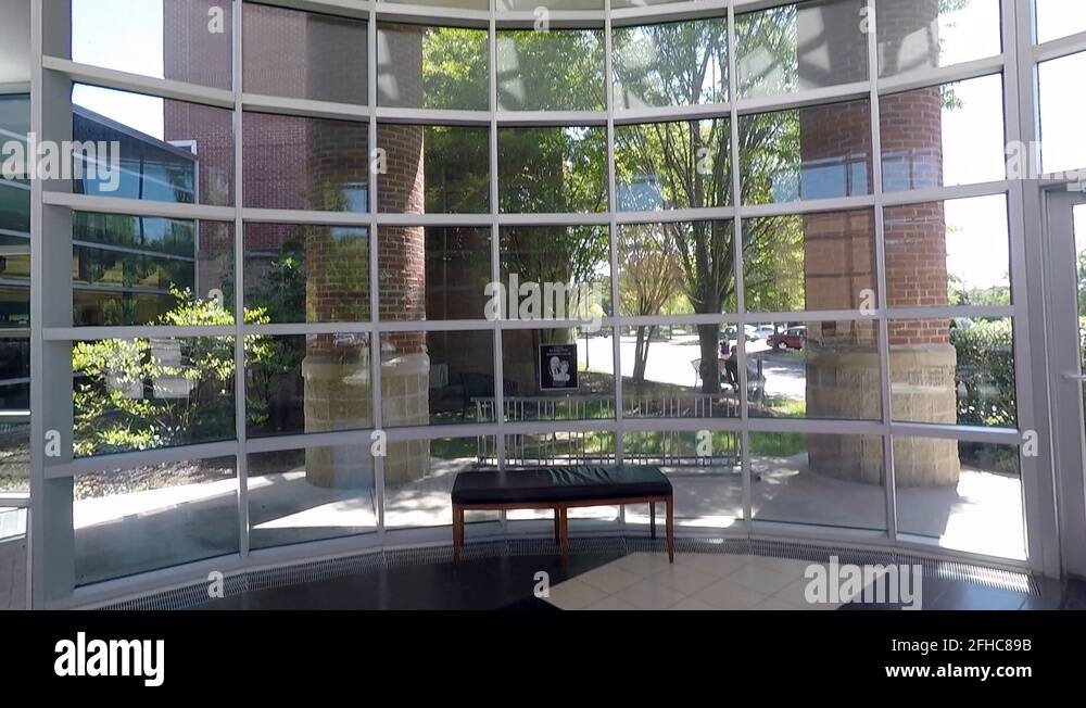 Vertical pan Stock Videos & Footage - HD and 4K Video Clips - Alamy