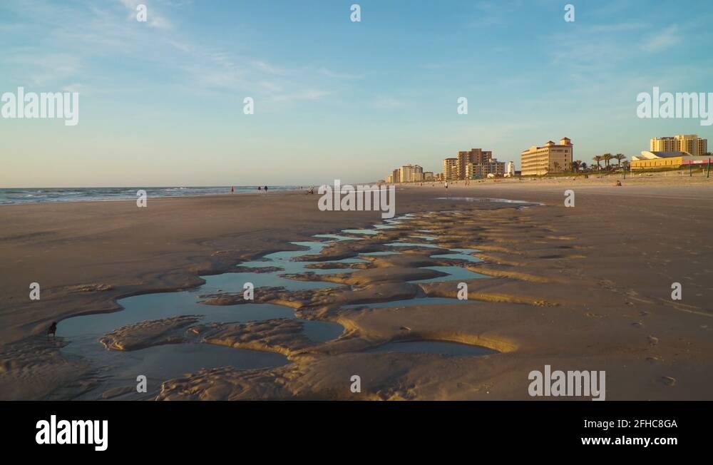 Ocean puddles Stock Videos & Footage - HD and 4K Video Clips - Alamy