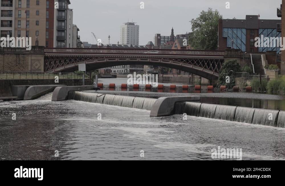 Leeds river bridge Stock Videos & Footage - HD and 4K Video Clips - Alamy