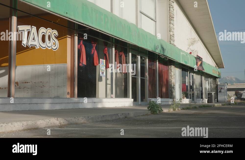 Rundown shop front Stock Videos & Footage - HD and 4K Video Clips - Alamy