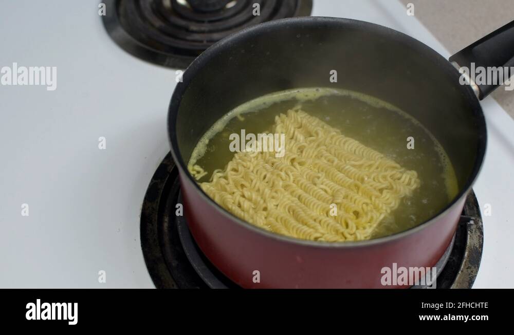 Instant ramen noodle block Stock Videos & Footage - HD and 4K Video ...