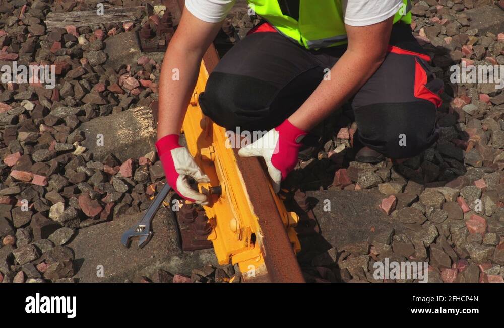 Track screw Stock Videos & Footage - HD and 4K Video Clips - Alamy