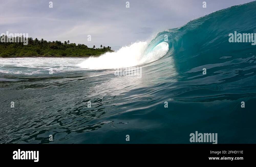 Wave surf nias indonesia Stock Videos & Footage - HD and 4K Video Clips ...