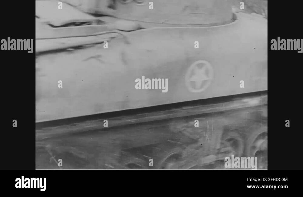 Italian army tanks Stock Videos & Footage - HD and 4K Video Clips - Alamy